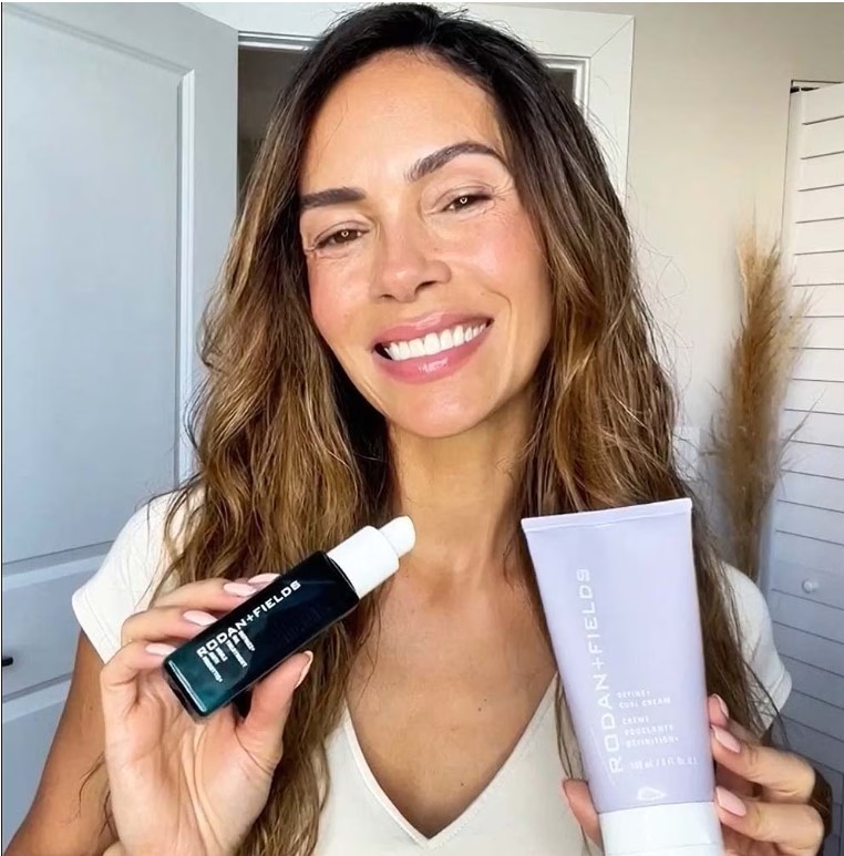 How to Plop Your Hair with R+F Haircare | Rediscovering You...